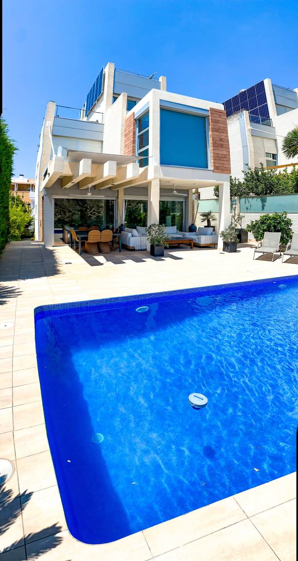 300 M² Maison De Vacances ∙ 5 Chambres ∙ 10 Personnes - Alicante