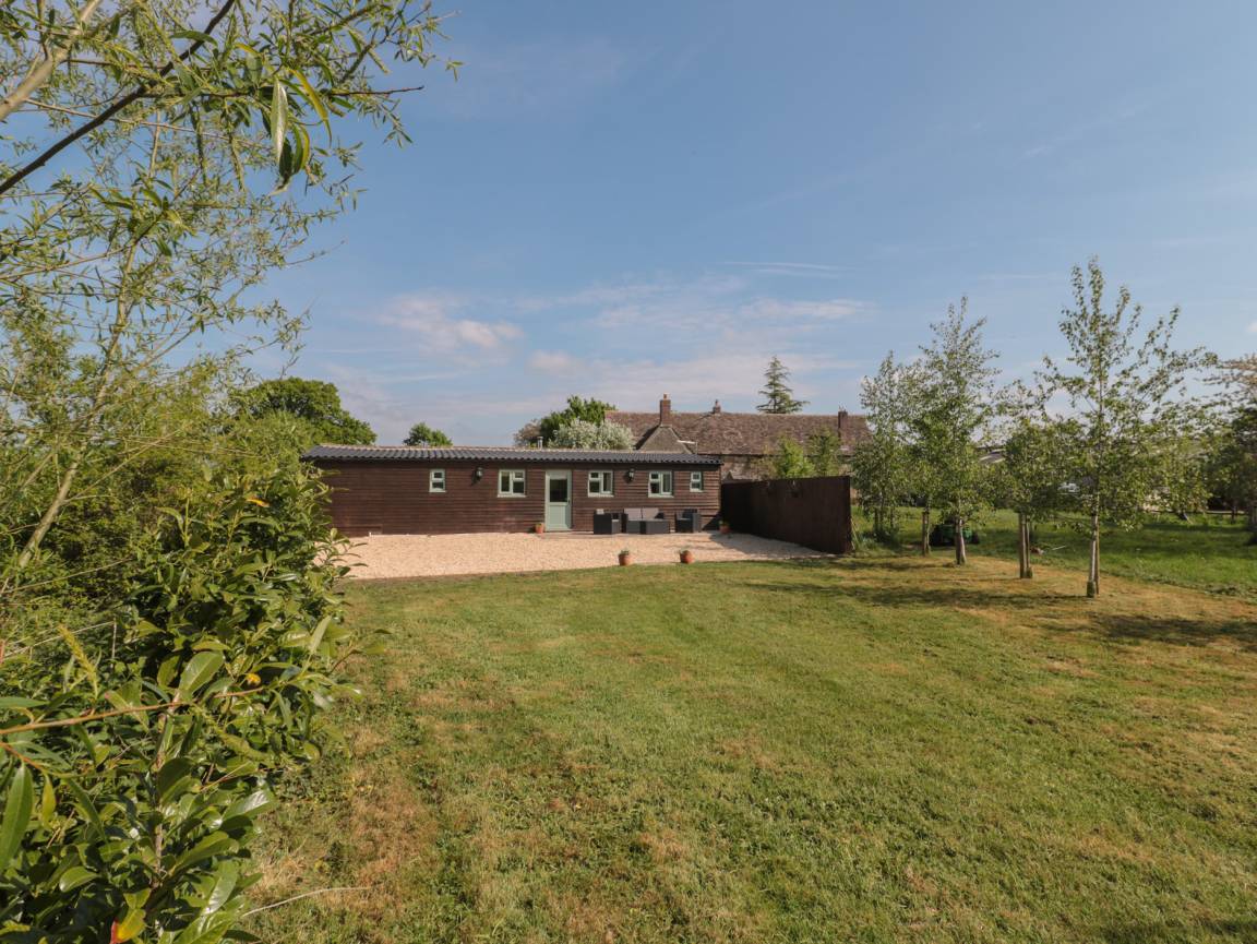 Landhaus ∙ 2 Schlafzimmer ∙ 4 Gäste - Frome