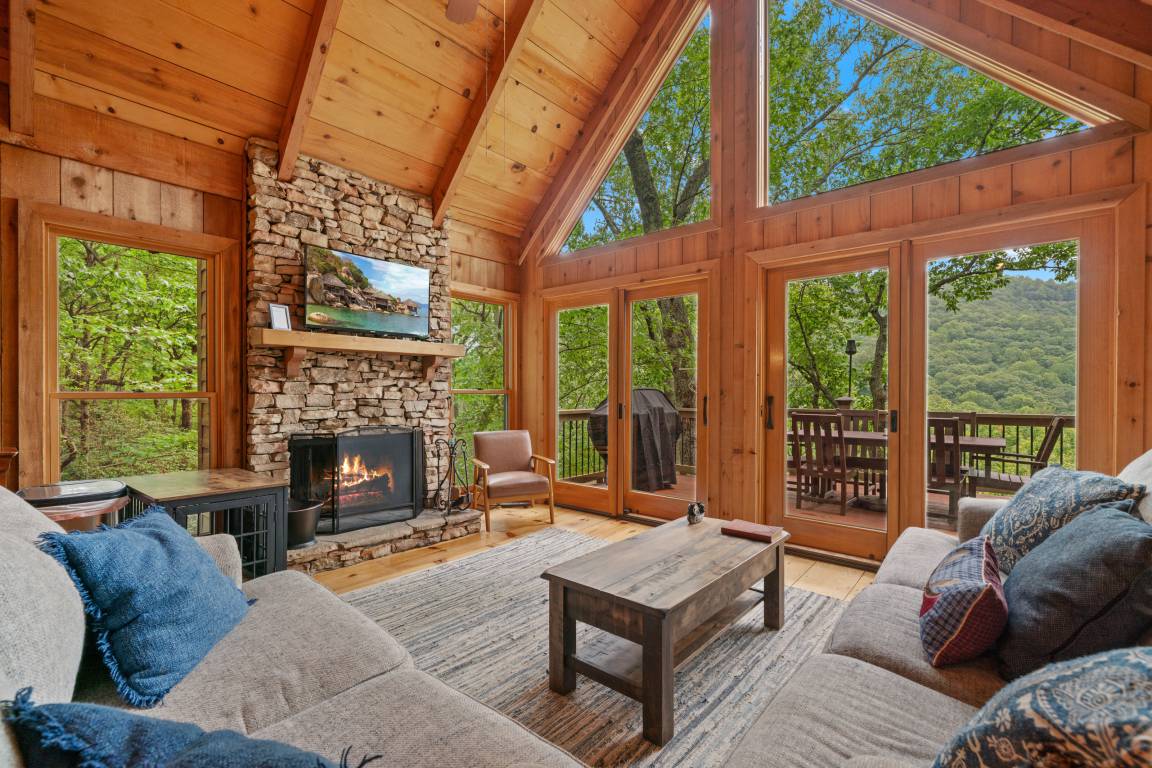 185 M² Cabin ∙ 3 Bedrooms ∙ 6 Guests - Jasper, GA