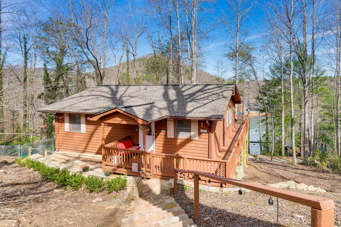 185 M² Casa ∙ 3 Habitaciones ∙ 8 Huéspedes - Hiawassee, GA
