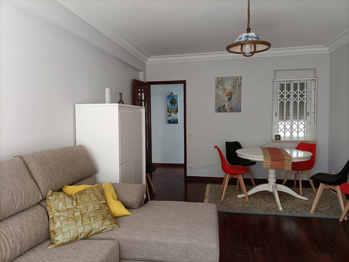75 M² Appartement ∙ 2 Chambres ∙ 5 Personnes - Estoril