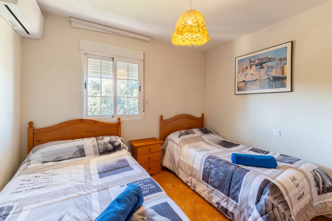 400 M² Villa ∙ 10 Habitaciones ∙ 22 Huéspedes - Villanueva de la Cañada