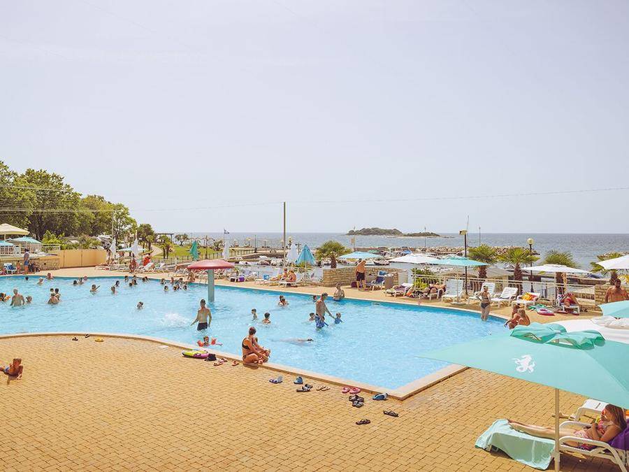 35 M² Caravan ∙ 3 Slaapkamers ∙ 7 Gasten - Poreč