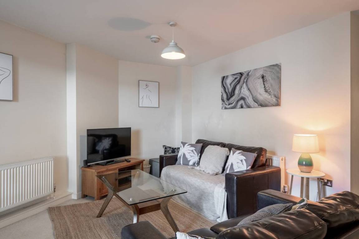 65 M² Apartamento ∙ 2 Habitaciones ∙ 6 Huéspedes - Plymouth