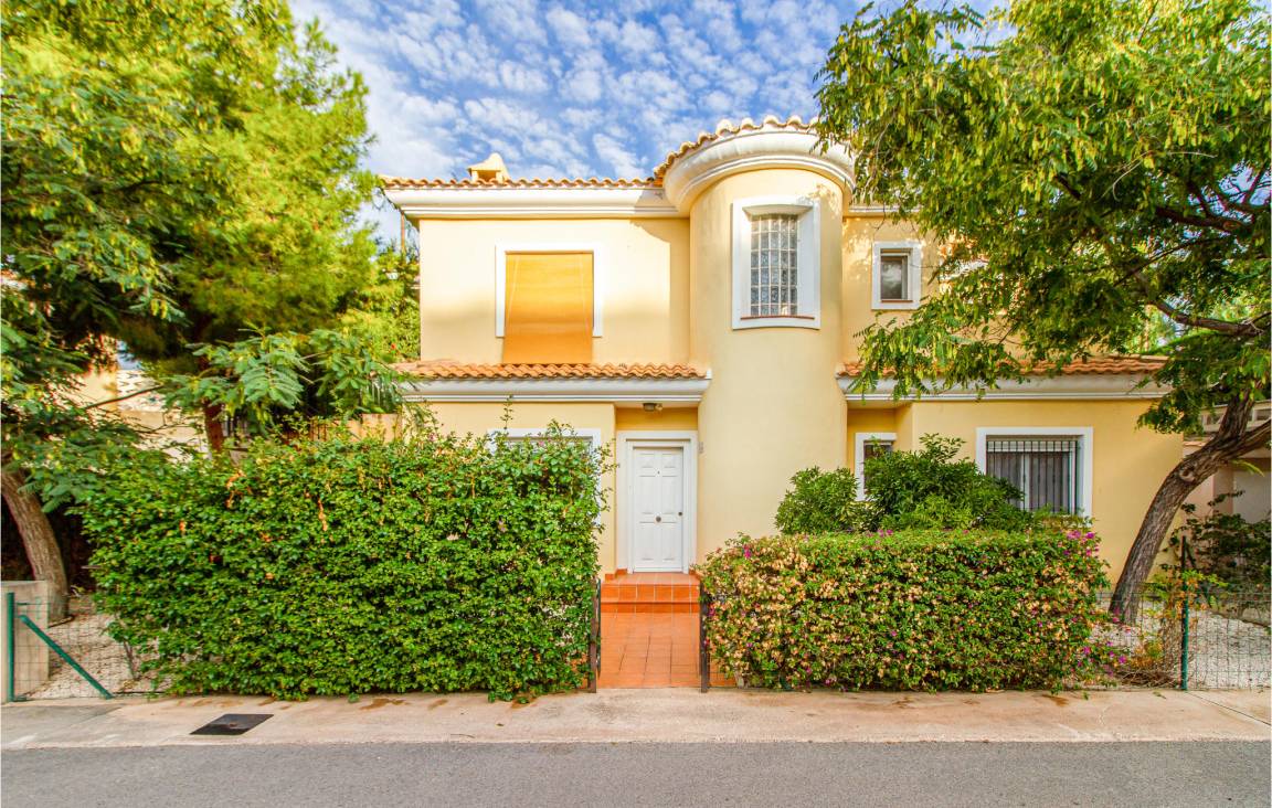 149 M² House ∙ 4 Bedrooms ∙ 8 Guests - Costa Blanca