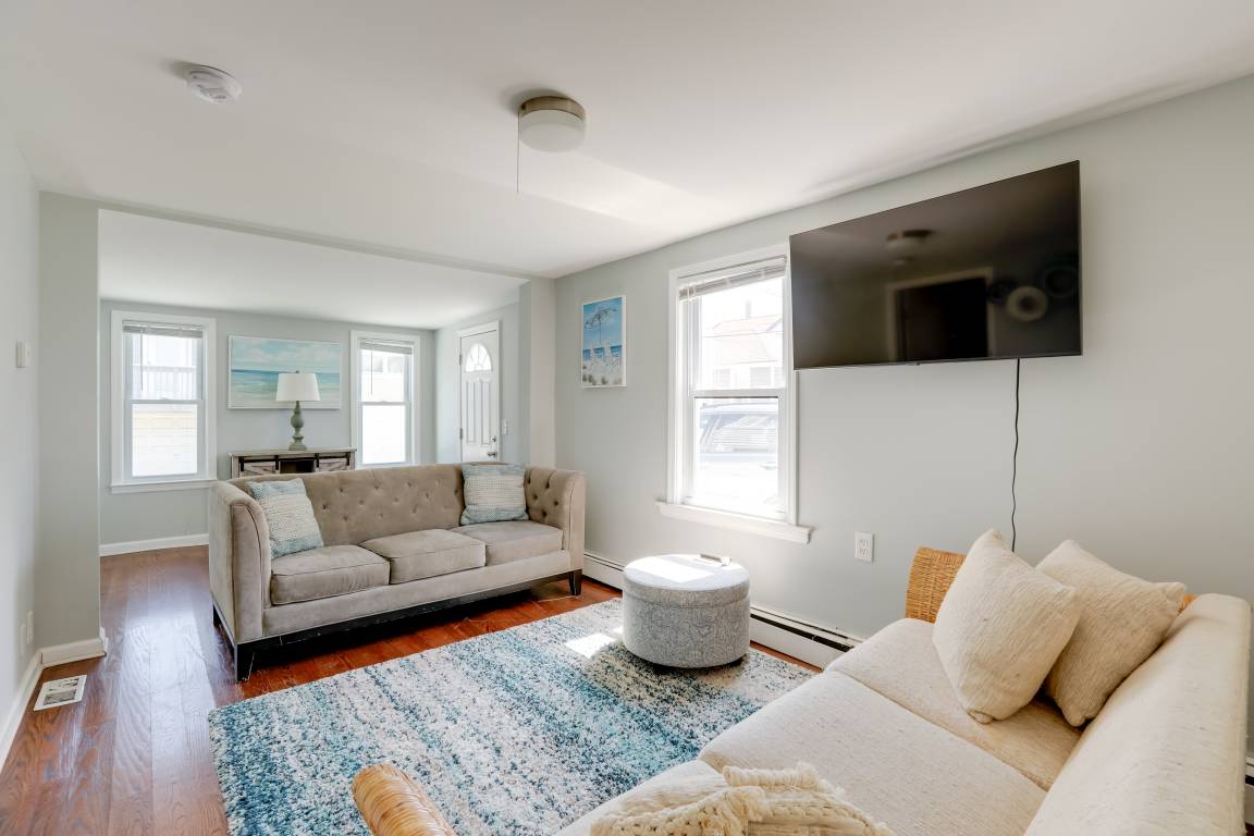 111 M² Apartment ∙ 4 Bedrooms ∙ 8 Guests - Point Pleasant Beach, NJ