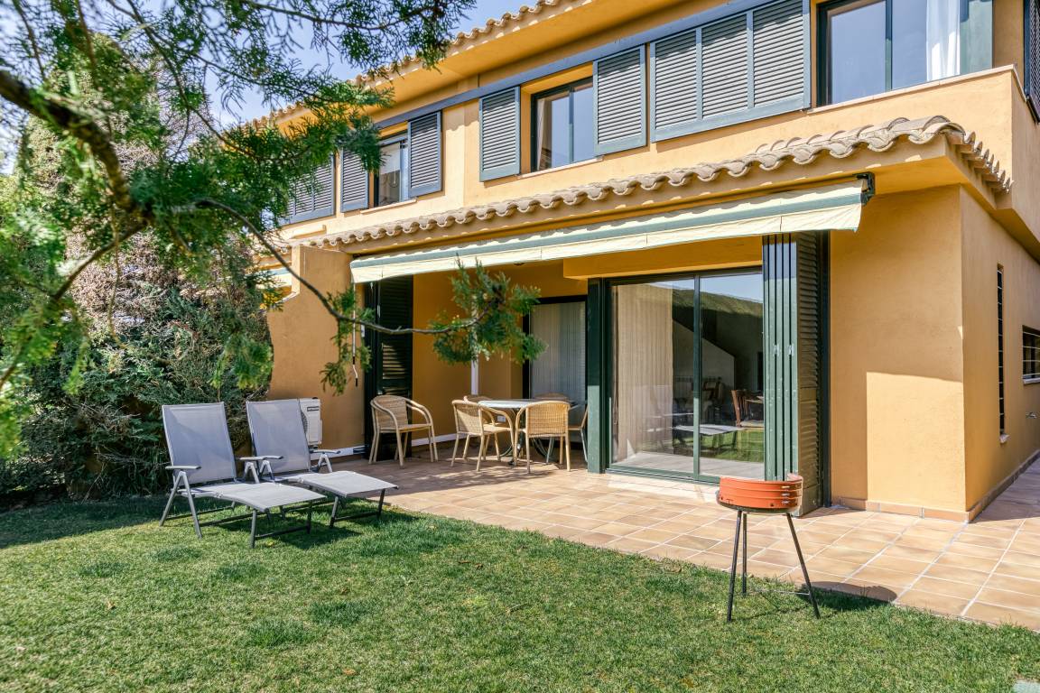 150 M² House ∙ 4 Bedrooms ∙ 7 Guests - Navata
