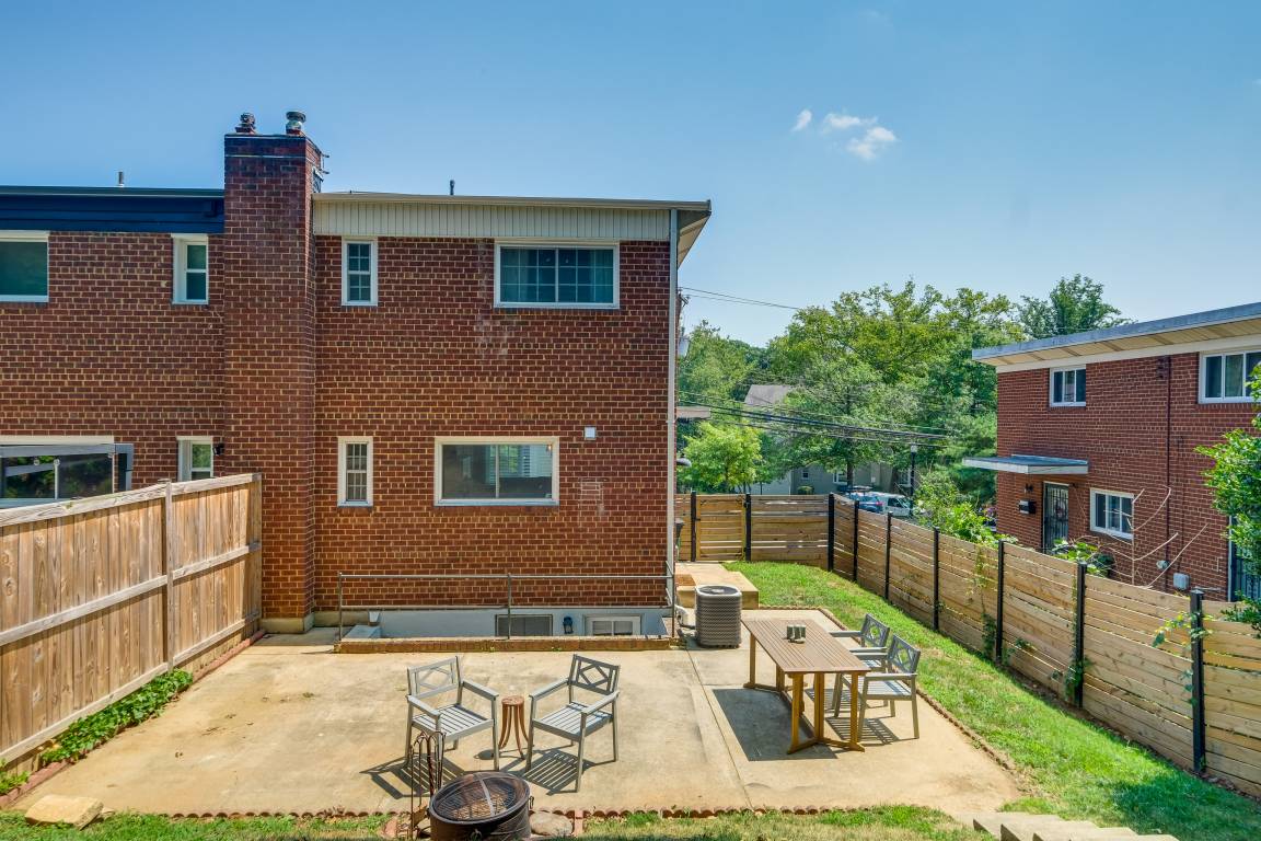 124 M² Apartment ∙ 3 Bedrooms ∙ 7 Guests - Arlington, VA