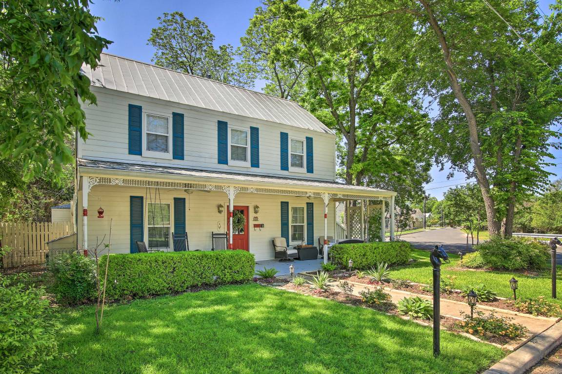 263 M² House ∙ 5 Bedrooms ∙ 8 Guests - Fredericksburg, TX