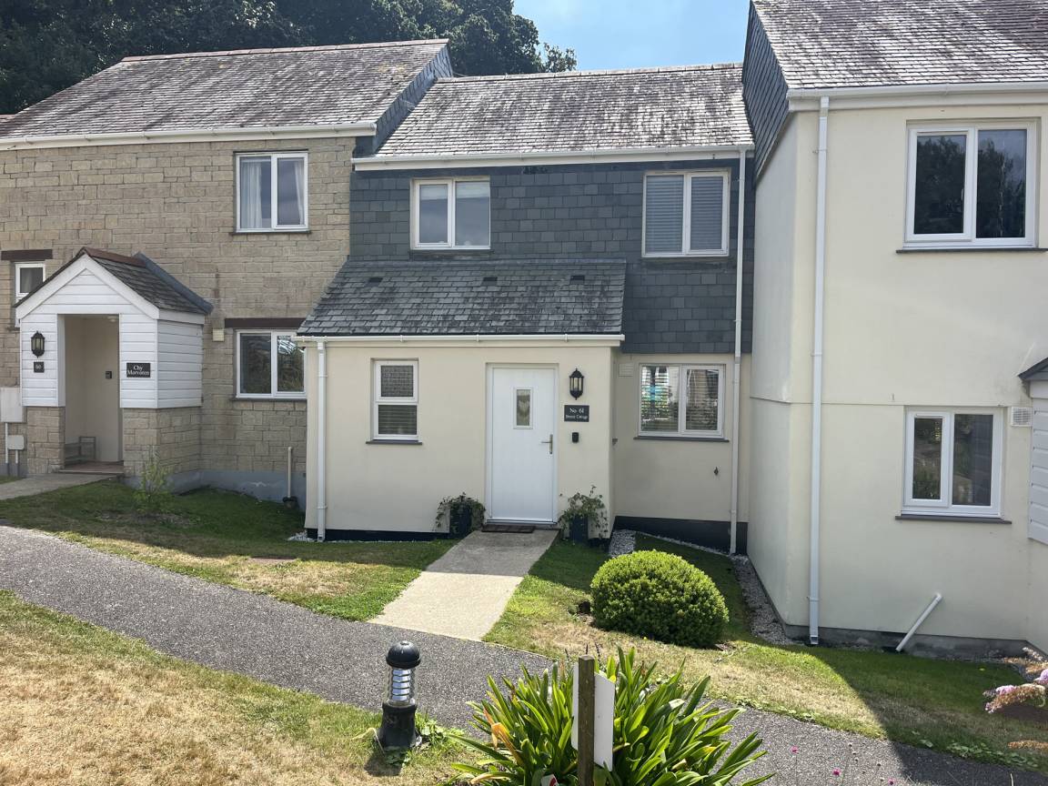 Cottage ∙ 2 Bedrooms ∙ 4 Guests - Falmouth