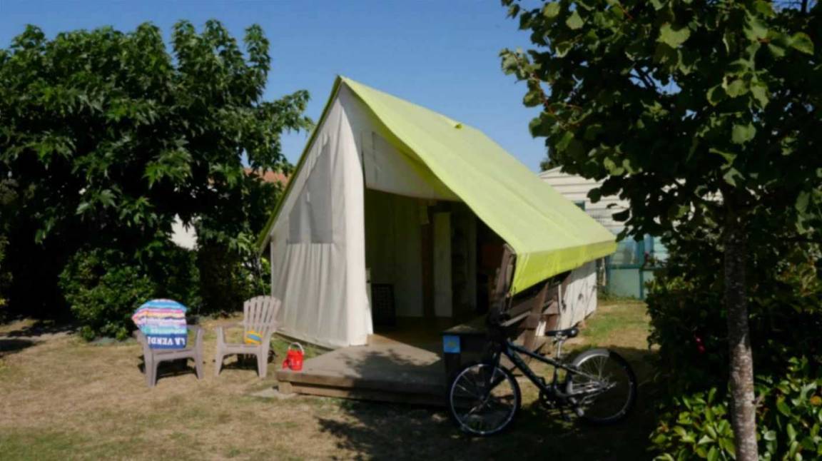 17 M² Tent ∙ 2 Bedrooms ∙ 4 Guests - Île de Ré