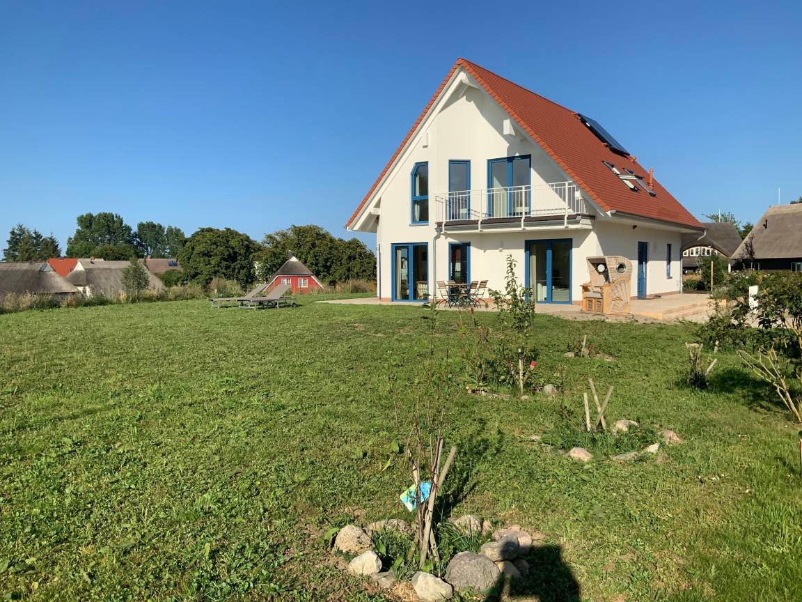 140 M² Ferienhaus ∙ 3 Schlafzimmer ∙ 5 Gäste - Sassnitz