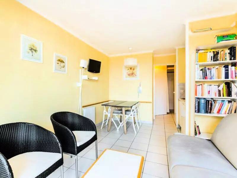 30 M² Appartement ∙ 1 Chambre ∙ 4 Personnes - ibis budget Cannes Mougins