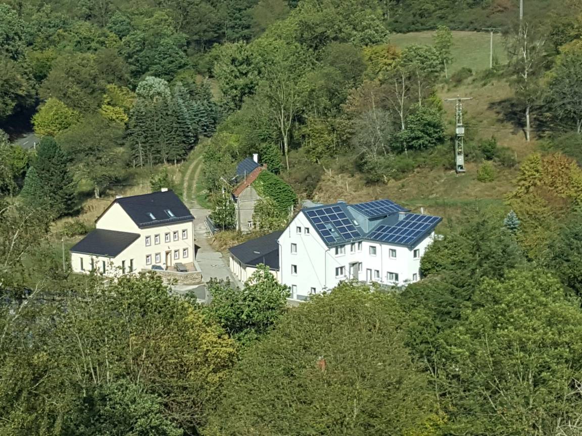 150 M² House ∙ 5 Bedrooms ∙ 14 Guests - Vianden