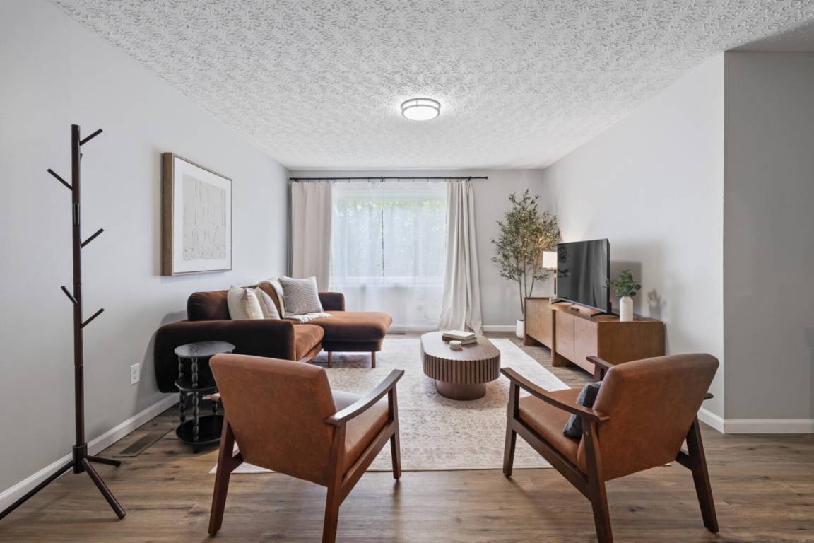 79 M² House ∙ 2 Bedrooms ∙ 4 Guests - Grove City, OH