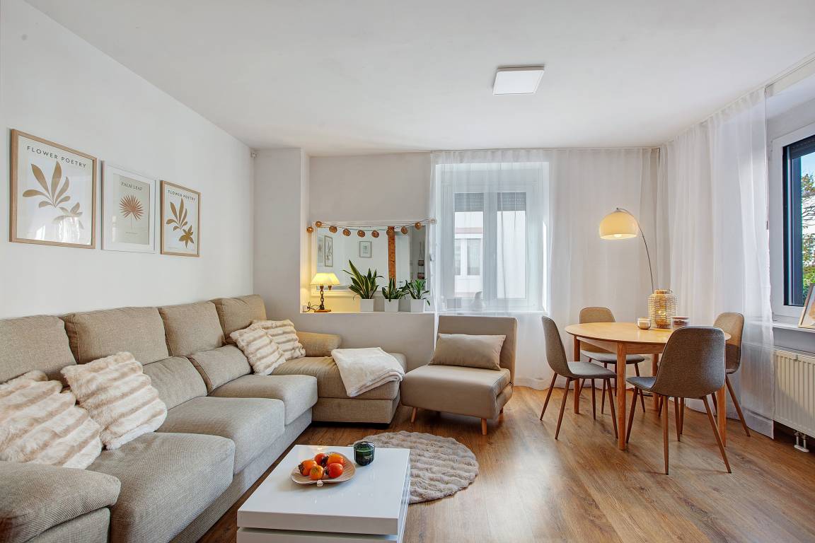 82 M² Maison De Vacances ∙ 1 Chambre ∙ 6 Personnes - Bâle