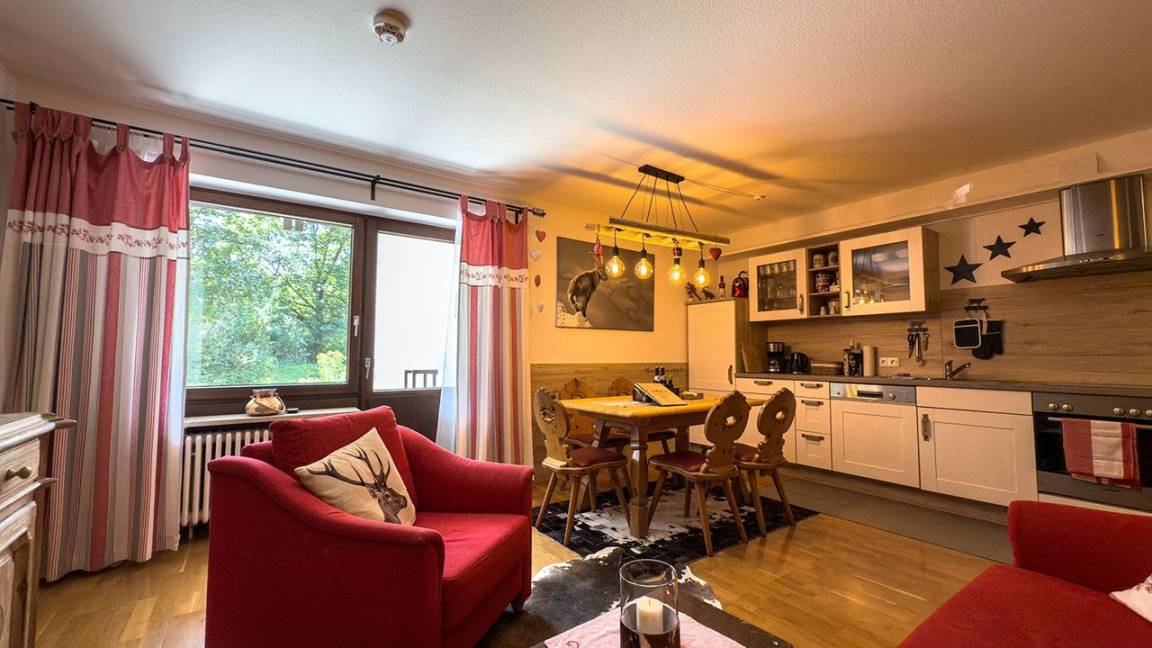 55 M² Ferienwohnung ∙ 1 Schlafzimmer ∙ 4 Gäste - Oberstaufen