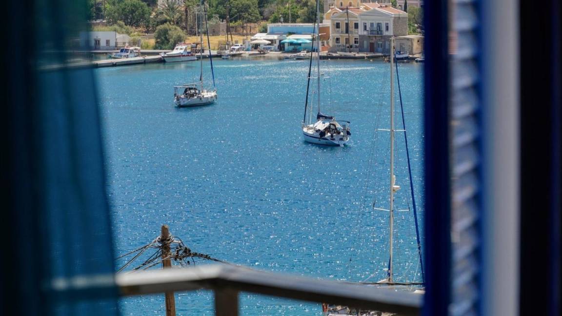 43 M² Apartment ∙ 2 Bedrooms ∙ 3 Guests - Symi