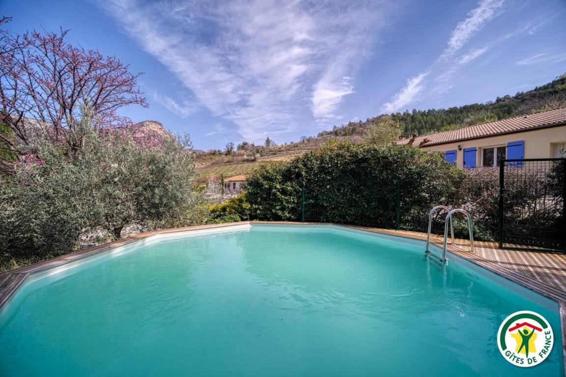 95 M² Gîte ∙ 3 Chambres ∙ 6 Personnes - Drôme