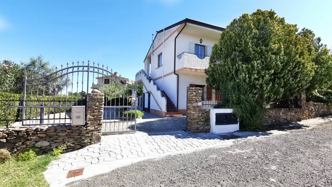 73 M² Apartment ∙ 2 Bedrooms ∙ 6 Guests - San Teodoro, Sicily