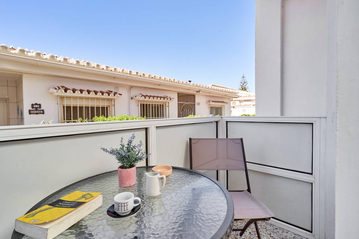65 M² Apartamento ∙ 2 Habitaciones ∙ 4 Huéspedes - Torrox