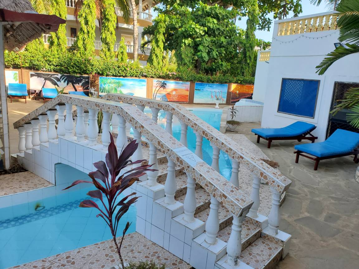75 M² House ∙ 2 Bedrooms ∙ 4 Guests - Diani Beach