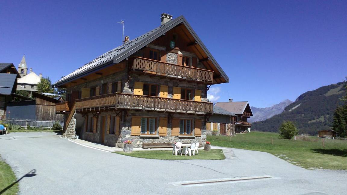 42 M² Gîte ∙ 2 Chambres ∙ 5 Personnes - Saint-Jean-de-Maurienne