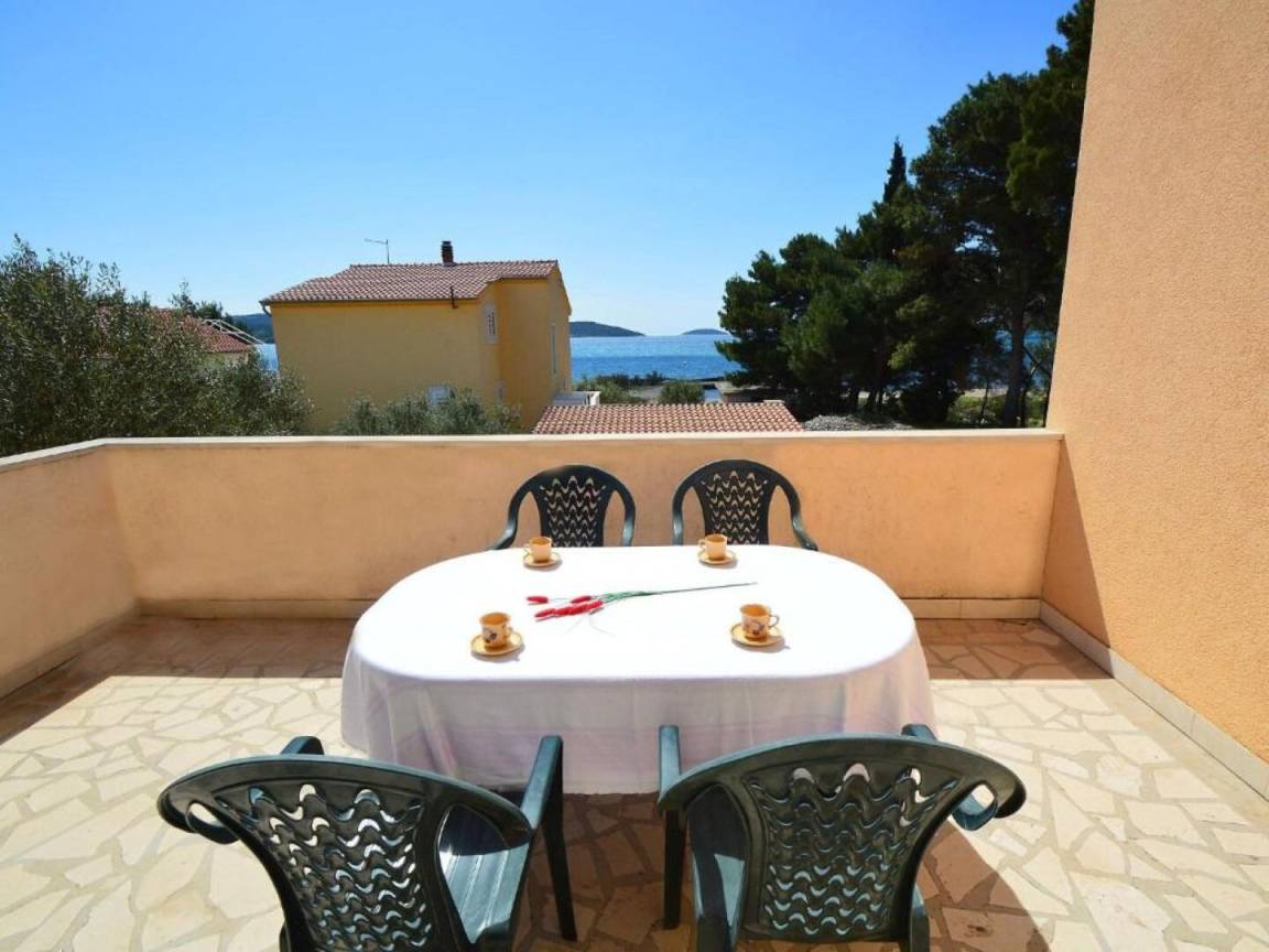 164 M² Ferienhaus ∙ 7 Schlafzimmer ∙ 13 Gäste - Šibenik