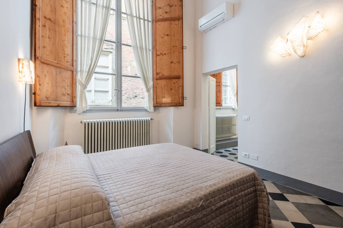 120 M² Huis ∙ 2 Slaapkamers ∙ 3 Gasten - Lucca