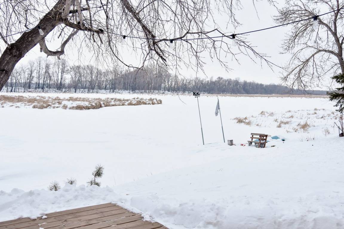 House ∙ 1 Bedroom ∙ 4 Guests - Portage la Prairie