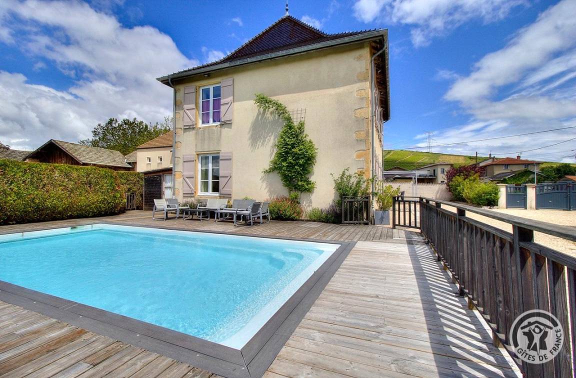 180 M² Gîte ∙ 6 Chambres ∙ 13 Personnes - Juliénas