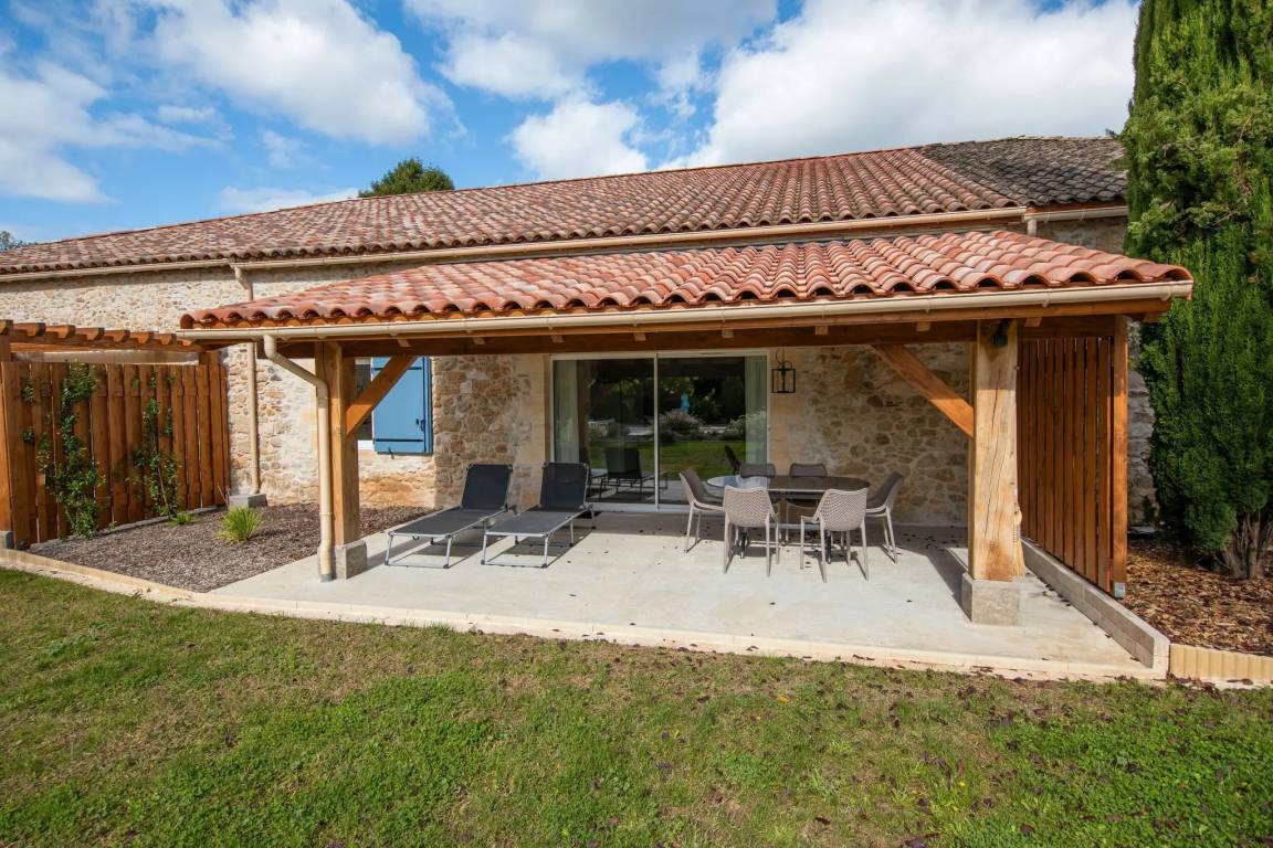 100 M² Maison De Vacances ∙ 2 Chambres ∙ 4 Personnes - Fumel