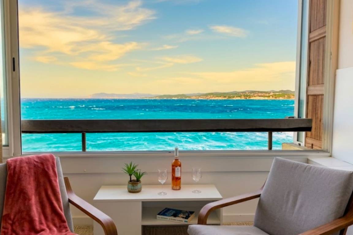 27 M² Studio ∙ 2 Personnes - La Seyne-sur-Mer