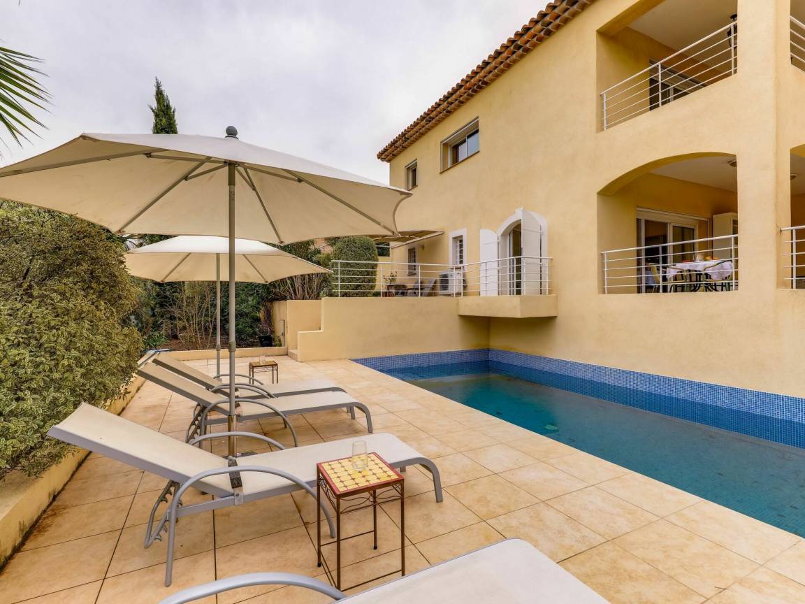 30 M² Apartment ∙ 1 Bedroom ∙ 2 Guests - Fréjus
