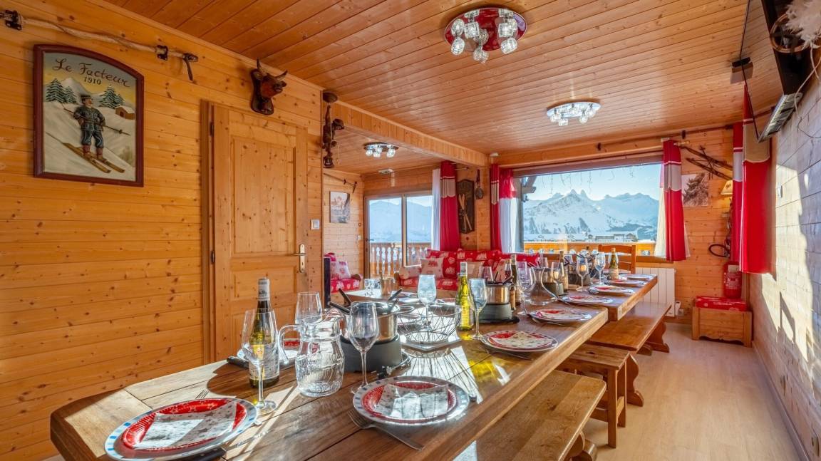 200 M² Chalet ∙ 8 Chambres ∙ 15 Personnes - Rhône-Alpes