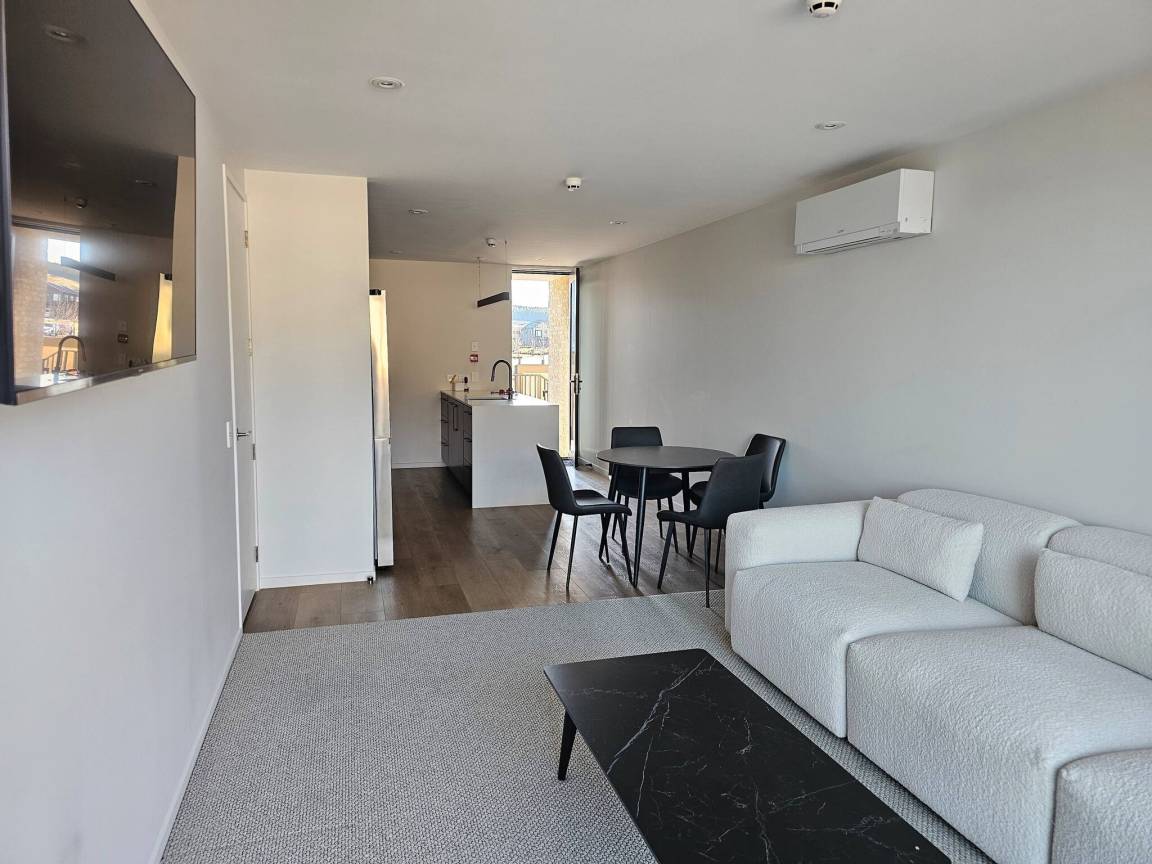 72 M² Apartment ∙ 2 Bedrooms ∙ 4 Guests - South Island