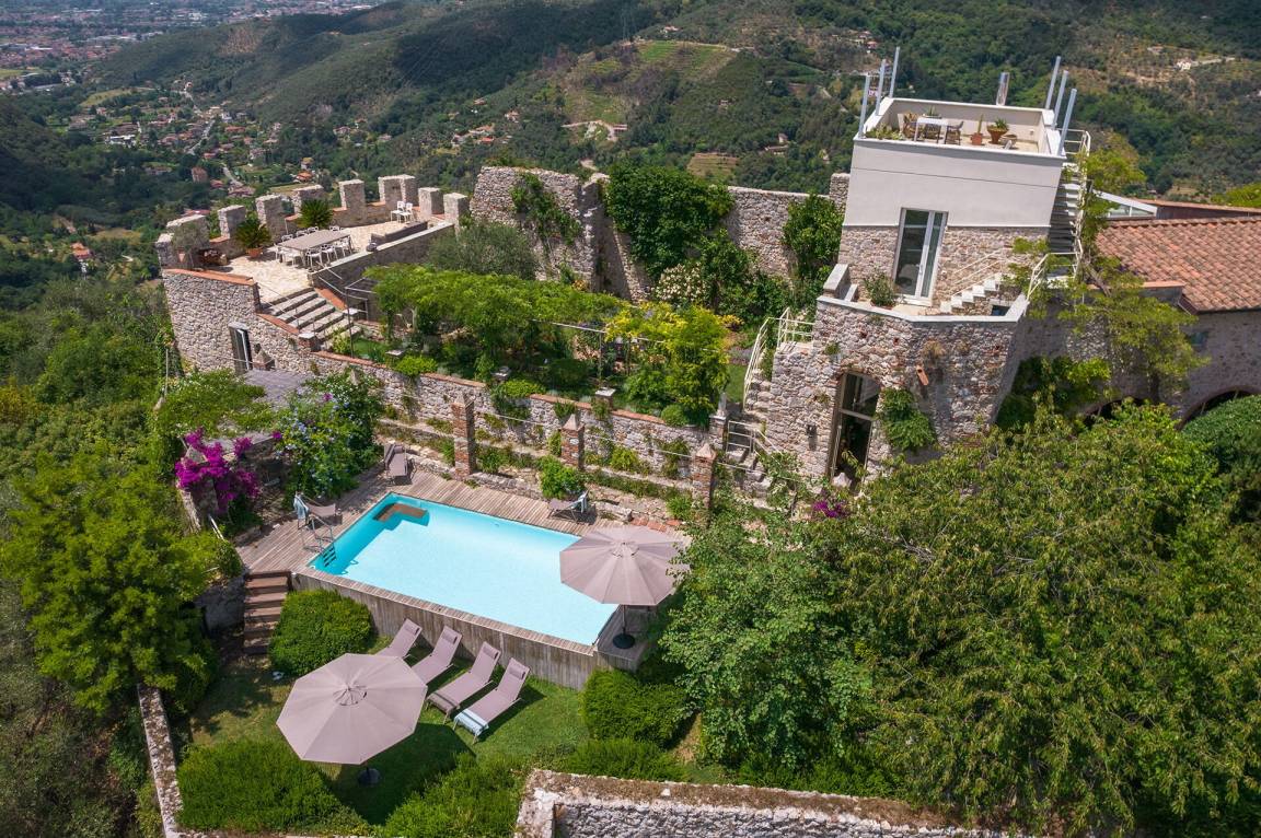 250 M² Villa ∙ 3 Slaapkamers ∙ 6 Gasten - Marina di Pietrasanta