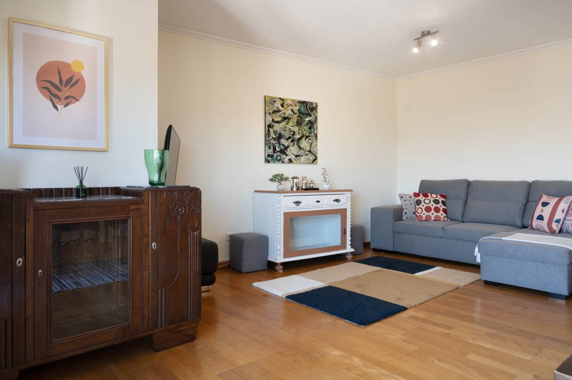 98 M² House ∙ 2 Bedrooms ∙ 6 Guests - Porto