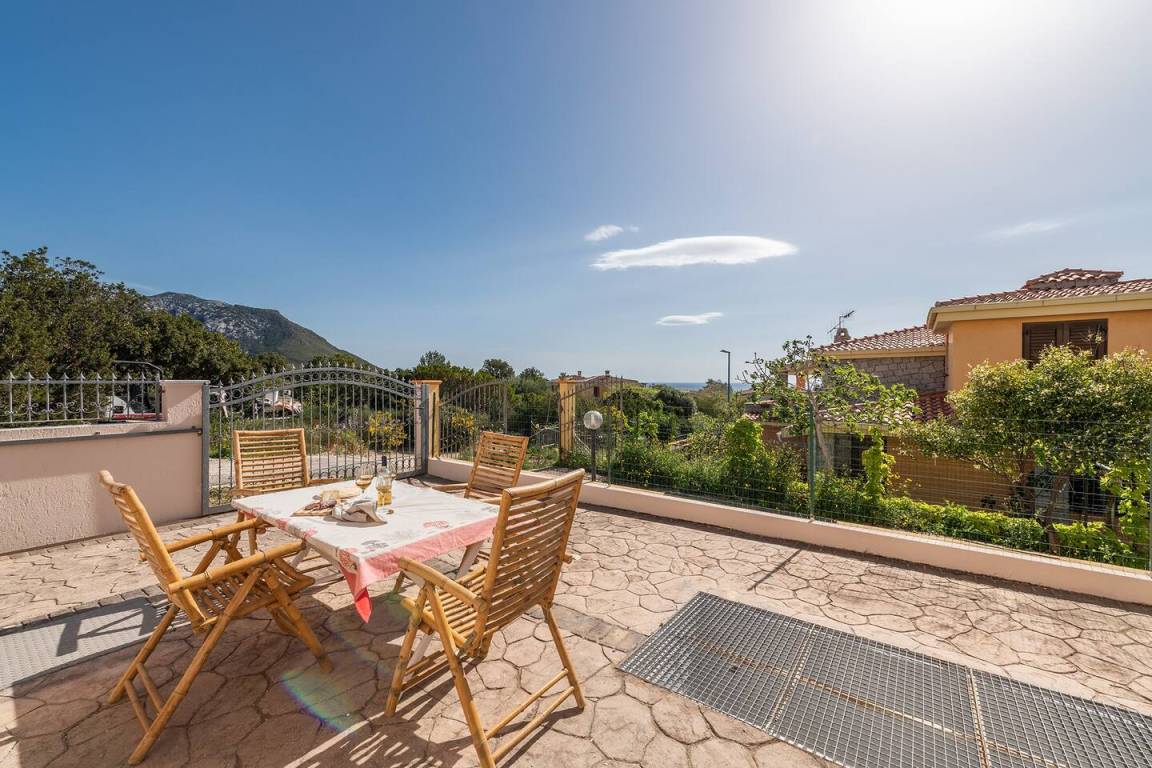 110 M² Casa ∙ 2 Habitaciones ∙ 8 Huéspedes - Cala Gonone