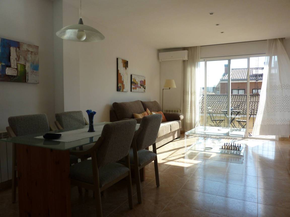 91 M² Apartment ∙ 3 Bedrooms ∙ 5 Guests - Pineda de Mar
