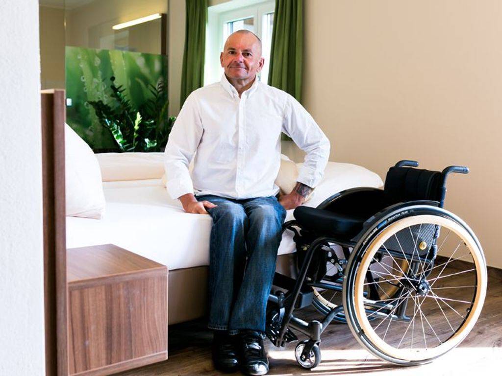 Rolstoelvriendelijke Tuinsuite Met Terras - Landgasthof Hotel Aichingerwirt *** Superior - Mondsee