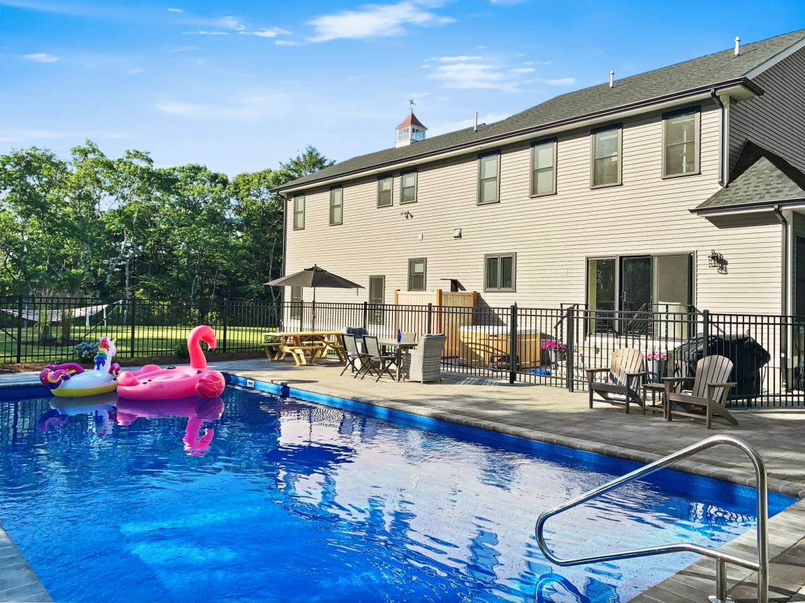 325 M² House ∙ 4 Bedrooms ∙ 9 Guests - West Dennis Beach, MA