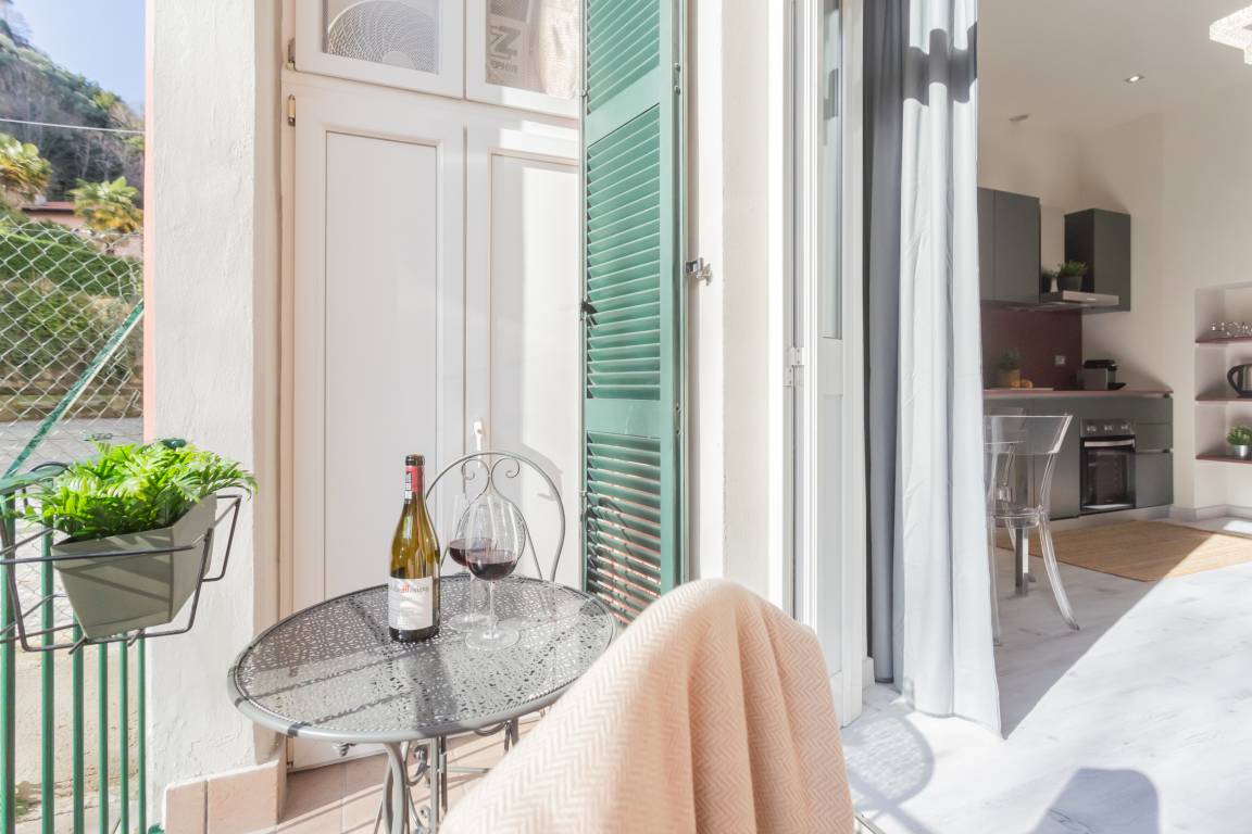 93 M² Apartment ∙ 2 Bedrooms ∙ 8 Guests - Como