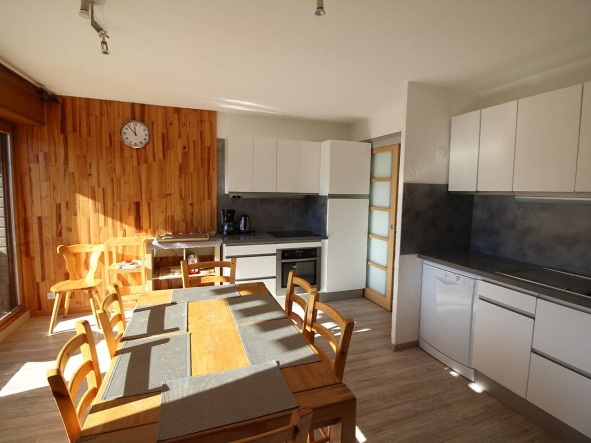 80 M² Apartamento ∙ 3 Habitaciones ∙ 10 Huéspedes - Auris