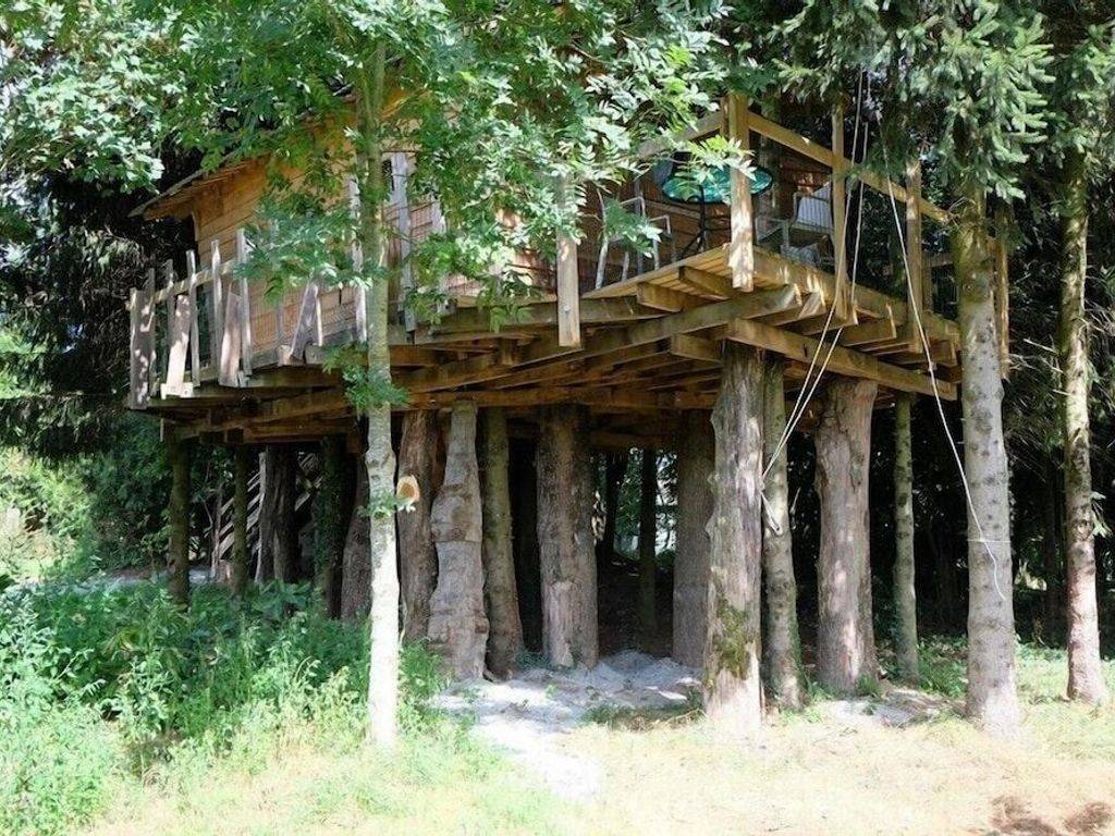 Cabane Dans Les Arbres - Tree House - Mayenne