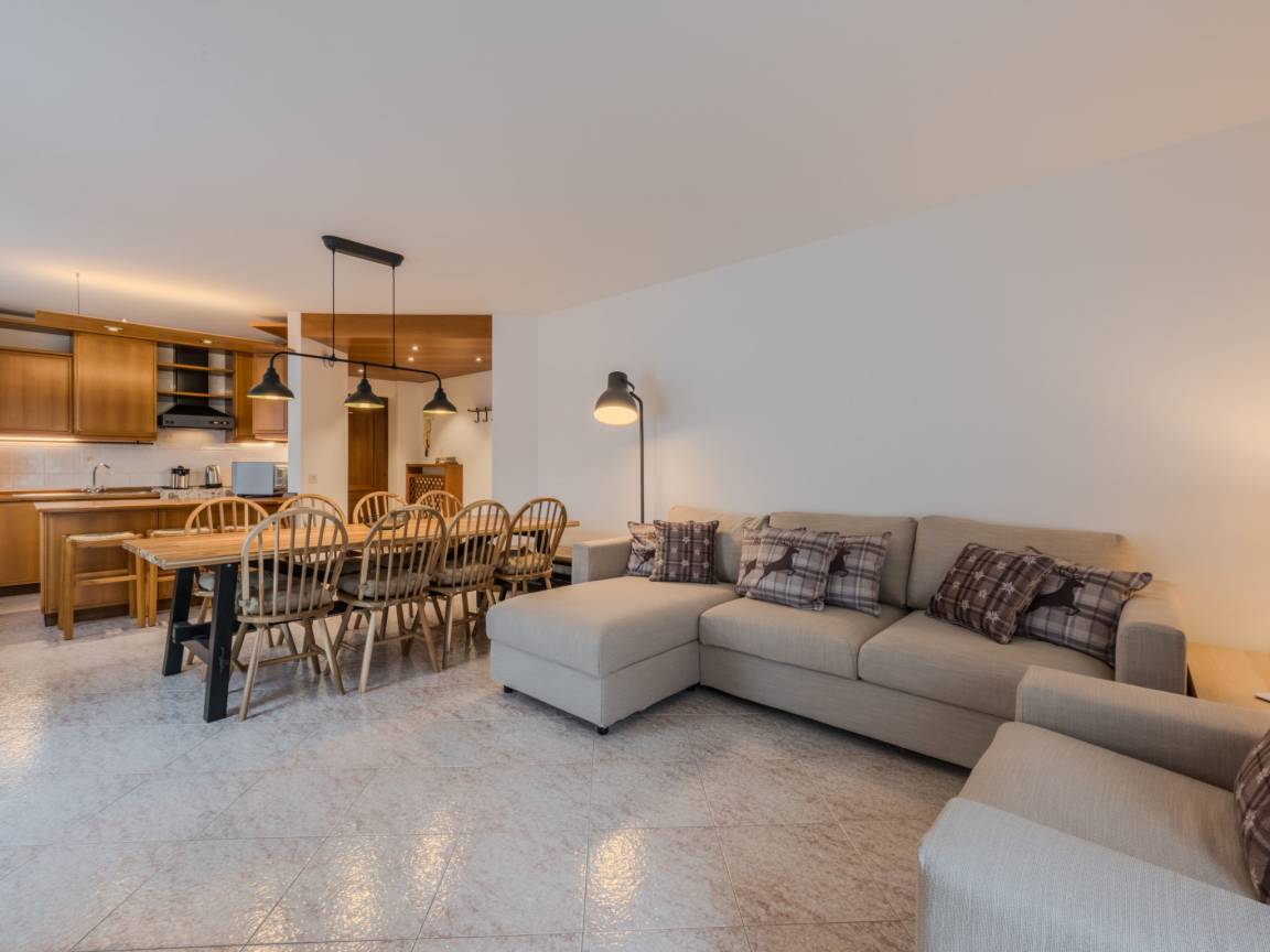 128 M² Apartment ∙ 3 Bedrooms ∙ 8 Guests - Pinzolo