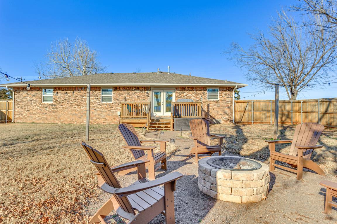 213 M² House ∙ 5 Bedrooms ∙ 9 Guests - Guthrie Lake, OK