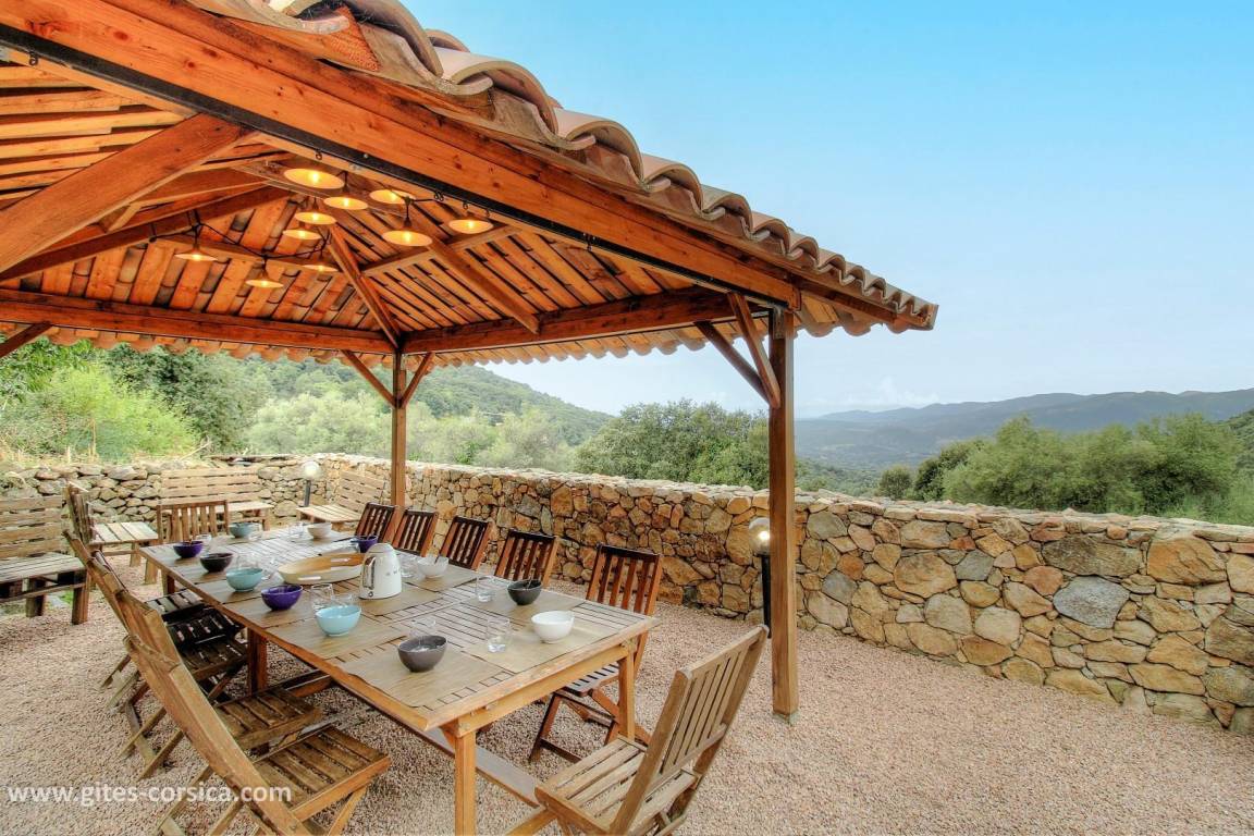 155 M² Gîte ∙ 8 Chambres ∙ 12 Personnes - Corse
