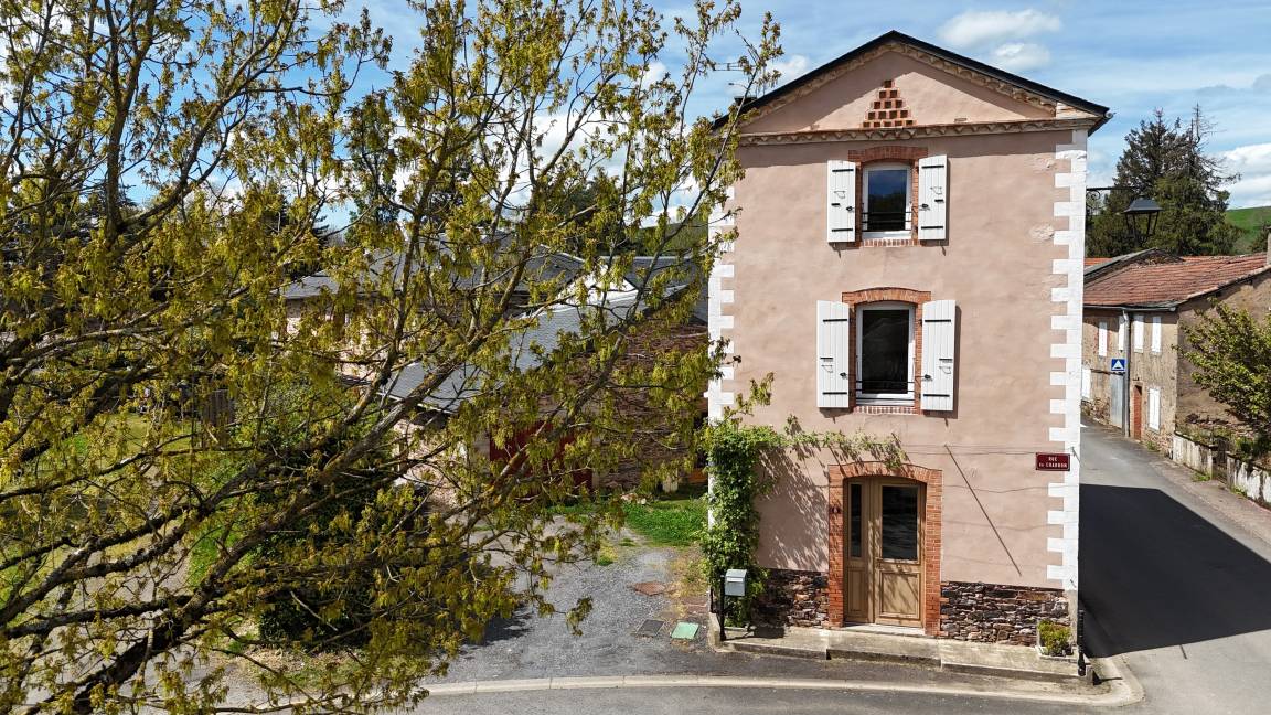 120 M² Ferienhaus ∙ 3 Schlafzimmer ∙ 6 Gäste - Tarn
