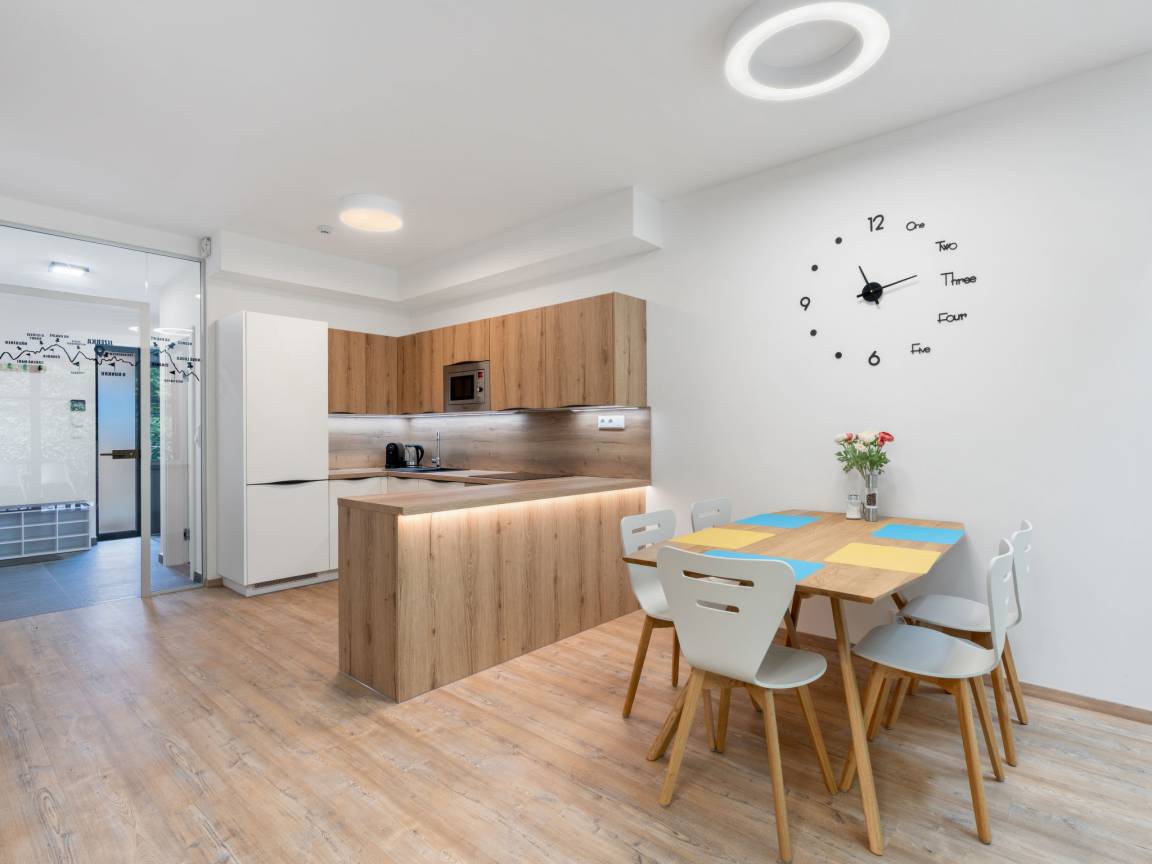 100 M² Apartment ∙ 2 Bedrooms ∙ 6 Guests - Liberec